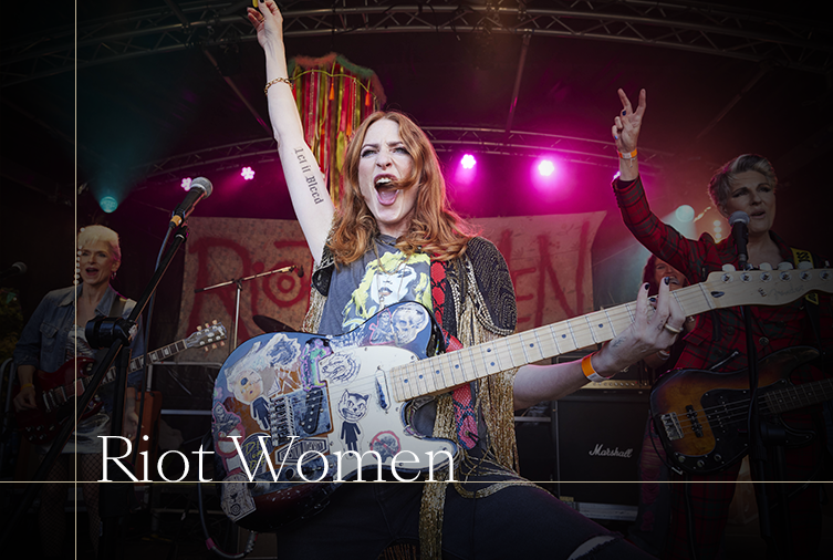 RIOT WOMEN vignette site.png